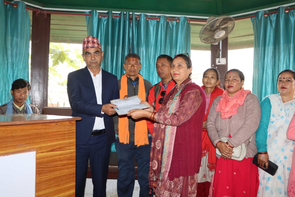 उपभोक्ताले पाएनन् वन पैदावर संकलन गर्न - Krishnasar Online