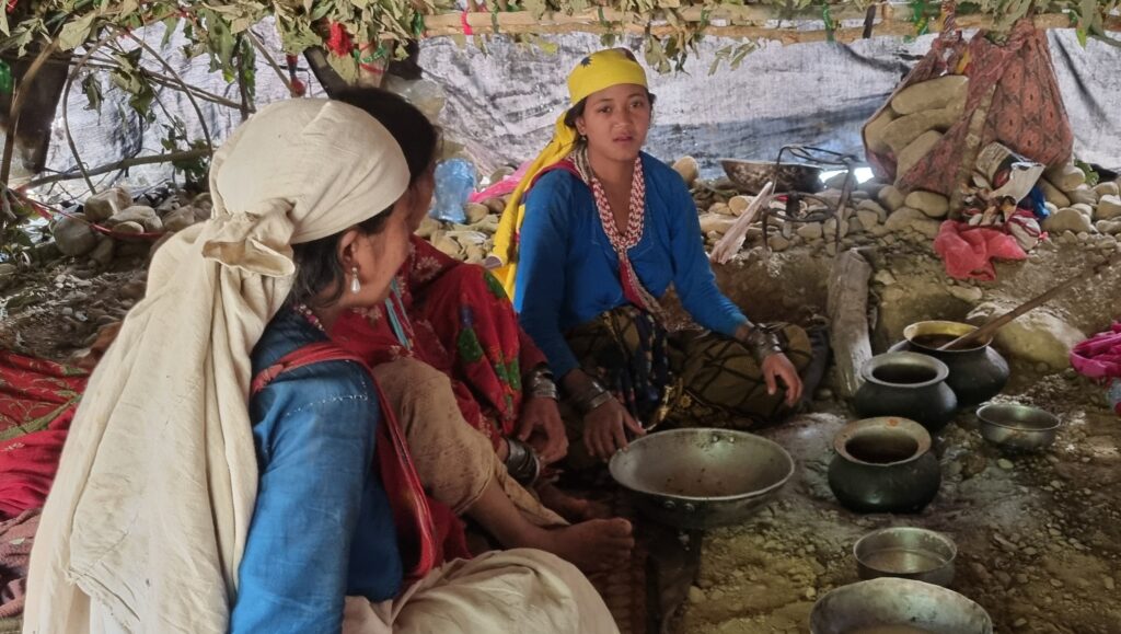राउटे समुदायलाई गास र बासको चिन्ता, प्रत्येक वर्ष घट्दै जनसङ्ख्या ...