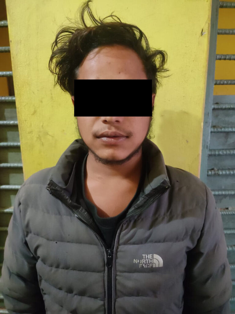 प्रहरीले २ किलो ९६ ग्राम चरेस सहित एक जना पक्राउ - Krishnasar Online