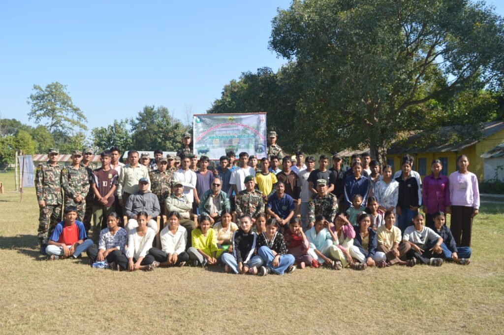 नेपाली सेनामा भर्ना हुन चाहने युवाहरूका लागि सचेतना मूलक कार्यक्रम ...